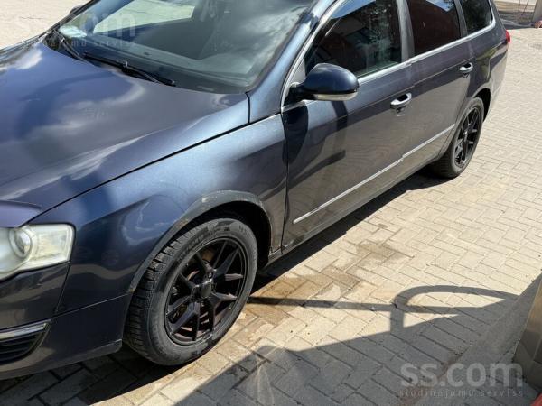 Фольксваген Пассат Б6 2009 в Екабпилс на AUTOMOTO.COM.LV Синий Фольксваген Пассат Б6 2009 в Екабпилс, объемом двигателя 1.90 л и пробегом 272 тыс. км за 1500 €, фото 7 на AUTOMOTO.COM.LV