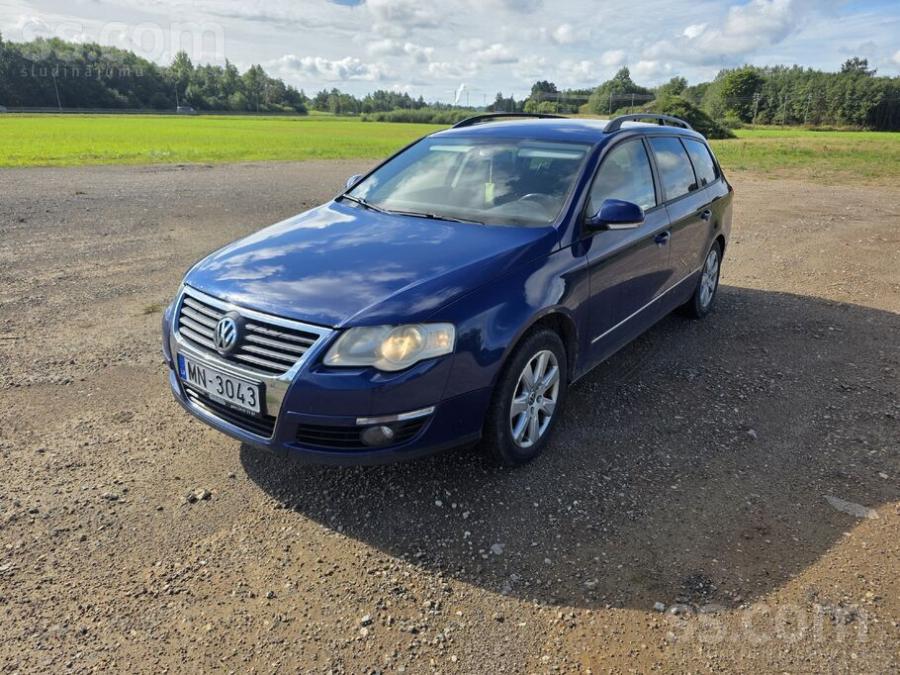 Blue Volkswagen Passat B6 2009 in Gulbene, with an engine capacity of 2.00 L and mileage of 321 thousand km for 800 €, photo 1 on AUTOMOTO.COM.LV