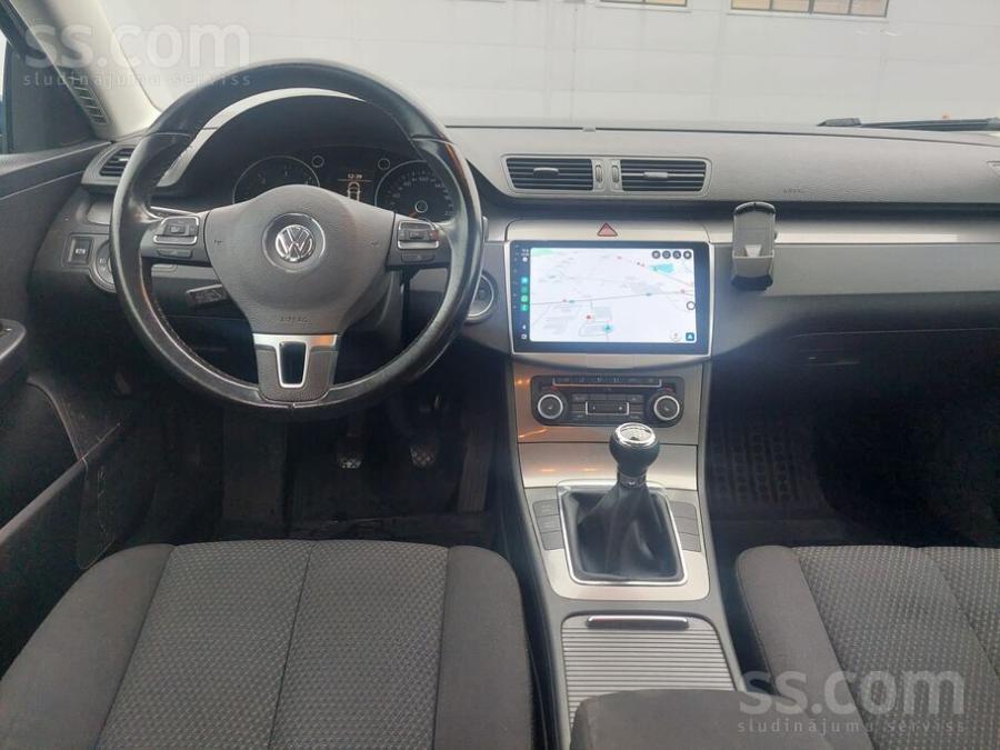 Zils Volkswagen Passat B6 2010 Rīga, ar dzinēja tilpumu 2.00 L un nobraukumu 360 tūkst. km par 2300 €, foto 9 vietnē AUTOMOTO.COM.LV