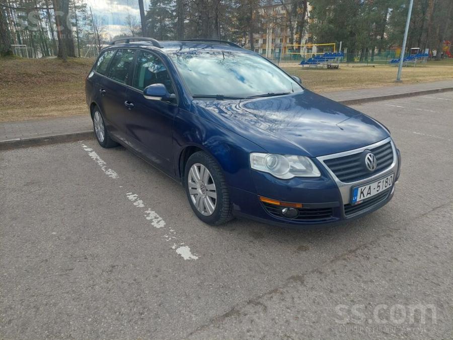 Zils Volkswagen Passat B6 2010 Rīga, ar dzinēja tilpumu 2.00 L un nobraukumu 365 tūkst. km par 1900 €, foto 3 vietnē AUTOMOTO.COM.LV