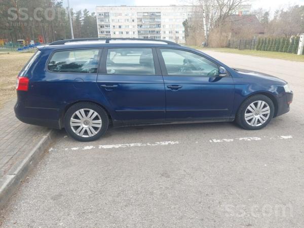 Zils Volkswagen Passat B6 2010 Rīga, ar dzinēja tilpumu 2.00 L un nobraukumu 365 tūkst. km par 1900 €, foto 3 vietnē AUTOMOTO.COM.LV
