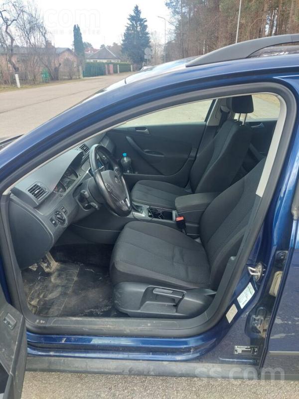 Zils Volkswagen Passat B6 2010 Rīga, ar dzinēja tilpumu 2.00 L un nobraukumu 365 tūkst. km par 1900 €, foto 7 vietnē AUTOMOTO.COM.LV