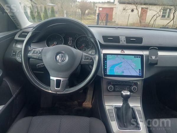 Zils Volkswagen Passat B6 2010 Rīga, ar dzinēja tilpumu 2.00 L un nobraukumu 365 tūkst. km par 1900 €, foto 9 vietnē AUTOMOTO.COM.LV