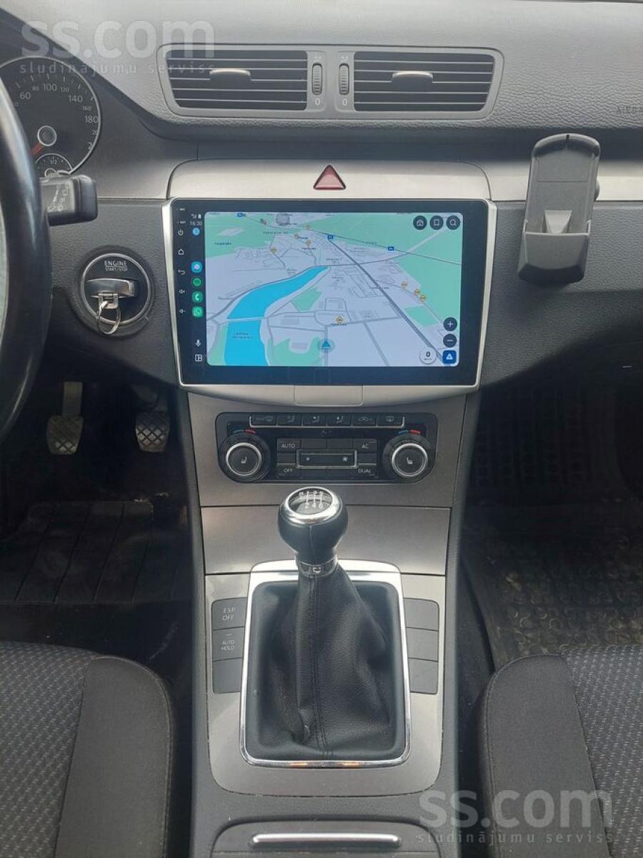 Zils Volkswagen Passat B6 2010 Rīga, ar dzinēja tilpumu 2.00 L un nobraukumu 365 tūkst. km par 1900 €, foto 12 vietnē AUTOMOTO.COM.LV