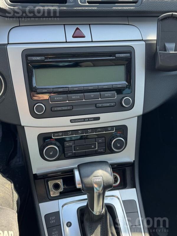 Zils Volkswagen Passat B6 2010 Talsi, ar dzinēja tilpumu 1.40 L un nobraukumu 211 tūkst. km par 3200 €, foto 6 vietnē AUTOMOTO.COM.LV