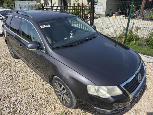 Brown Volkswagen Passat B6 2006 in Riga, with an engine capacity of 2.00 L and mileage of 316 thousand km for 1200 €, photo 4 on AUTOMOTO.COM.LV