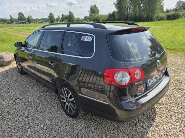 Brown Volkswagen Passat B6 2006 in Riga, with an engine capacity of 2.00 L and mileage of 316 thousand km for 1200 €, photo 5 on AUTOMOTO.COM.LV
