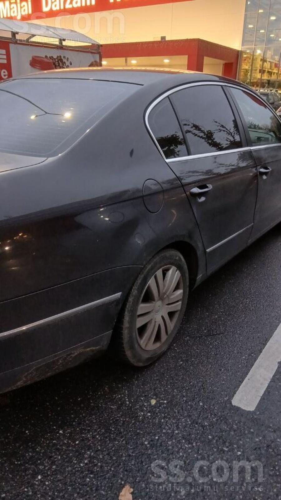 Brown Volkswagen Passat B6 2005 in Riga, with an engine capacity of 2.00 L and mileage of 271 thousand km for 1600 €, photo 9 on AUTOMOTO.COM.LV