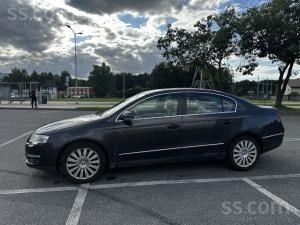 Brown Volkswagen Passat B6 2005 in Riga, with an engine capacity of 2.00 L and mileage of 316 thousand km for 1350 €, photo 3 on AUTOMOTO.COM.LV