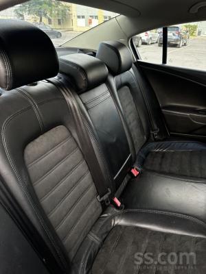 Brown Volkswagen Passat B6 2005 in Riga, with an engine capacity of 2.00 L and mileage of 316 thousand km for 1350 €, photo 8 on AUTOMOTO.COM.LV