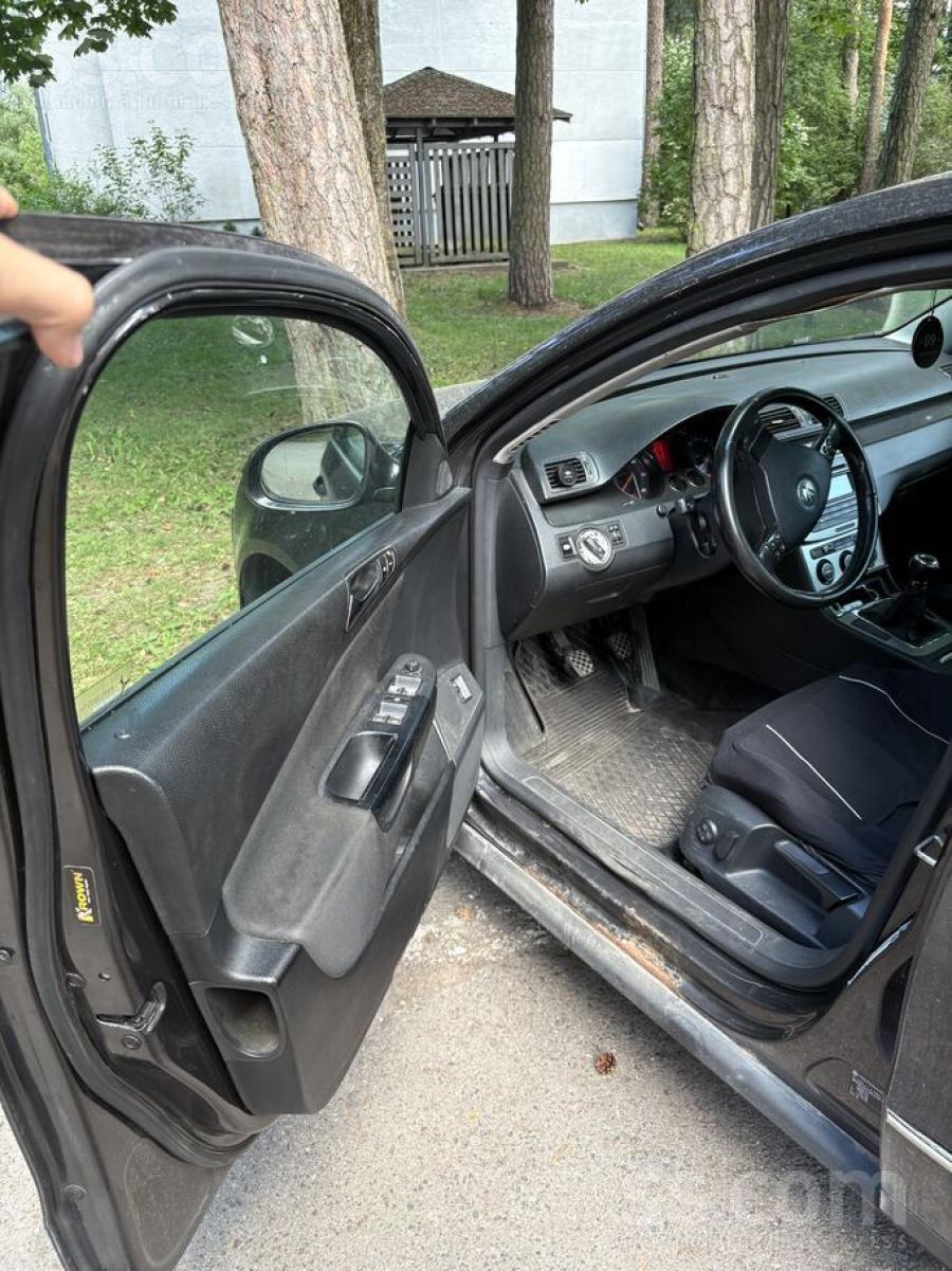 Brūns Volkswagen Passat B6 2006 Jūrmala, ar dzinēja tilpumu 2.00 L un nobraukumu 337 tūkst. km par 500 €, foto 4 vietnē AUTOMOTO.COM.LV
