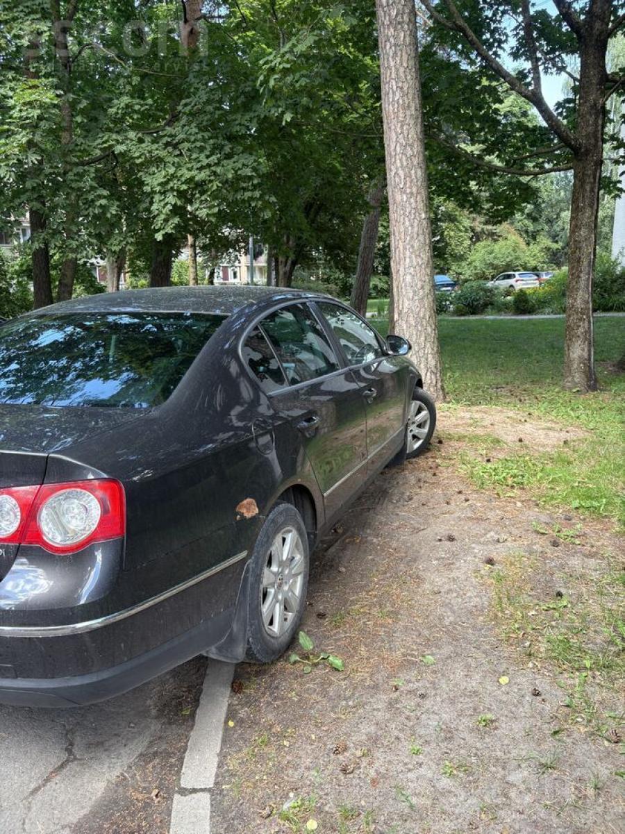 Brūns Volkswagen Passat B6 2006 Jūrmala, ar dzinēja tilpumu 2.00 L un nobraukumu 337 tūkst. km par 500 €, foto 6 vietnē AUTOMOTO.COM.LV
