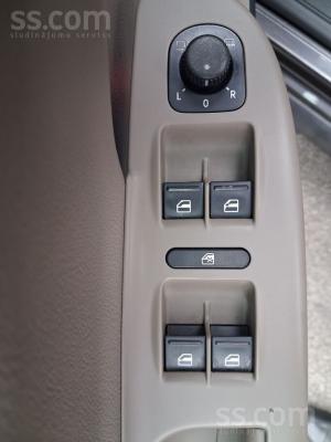 Brūns Volkswagen Passat B6 2007 Rīga, ar dzinēja tilpumu 2.00 L un nobraukumu 308 tūkst. km par 2300 €, foto 9 vietnē AUTOMOTO.COM.LV
