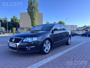 Brown Volkswagen Passat B6 2008 in Liepaja, with an engine capacity of 2.00 L and mileage of 179 thousand km for 2900 €, photo 4 on AUTOMOTO.COM.LV