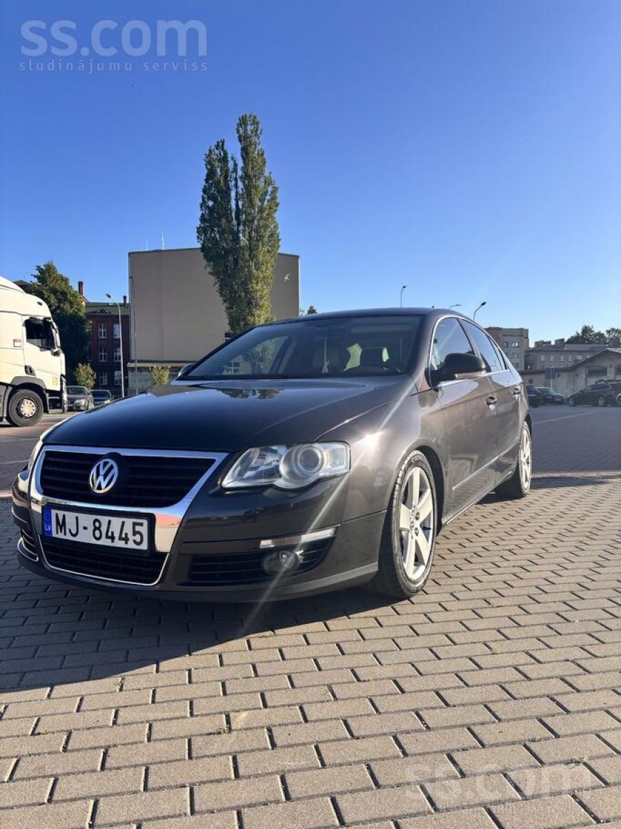 Brown Volkswagen Passat B6 2008 in Liepaja, with an engine capacity of 2.00 L and mileage of 179 thousand km for 2900 €, photo 17 on AUTOMOTO.COM.LV