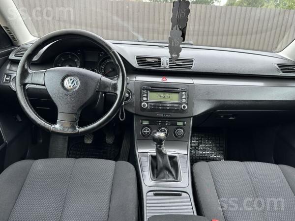 Volkswagen Passat B6 2006 RÄzekne vietnÄ BrÅ«ns Volkswagen Passat B6 2006 RÄzekne, ar dzinÄja tilpumu 1.90 L un nobraukumu 340 tÅ«kst. km par 1950 ā¬, foto 8 vietnÄ AUTOMOTO.COM.LV