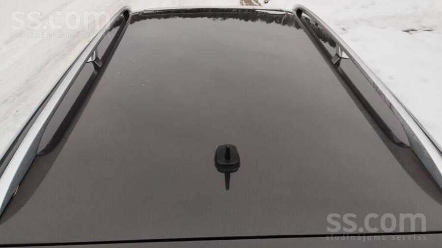 Brūns Volkswagen Passat B6 2006 Rīga, ar dzinēja tilpumu 1.90 L un nobraukumu 274 tūkst. km par 1977 €, foto 28 vietnē AUTOMOTO.COM.LV
