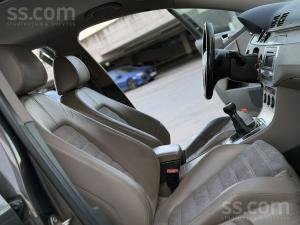 Brūns Volkswagen Passat B6 2007 Rīga, ar dzinēja tilpumu 2.00 L un nobraukumu 306 tūkst. km par 1690 €, foto 13 vietnē AUTOMOTO.COM.LV