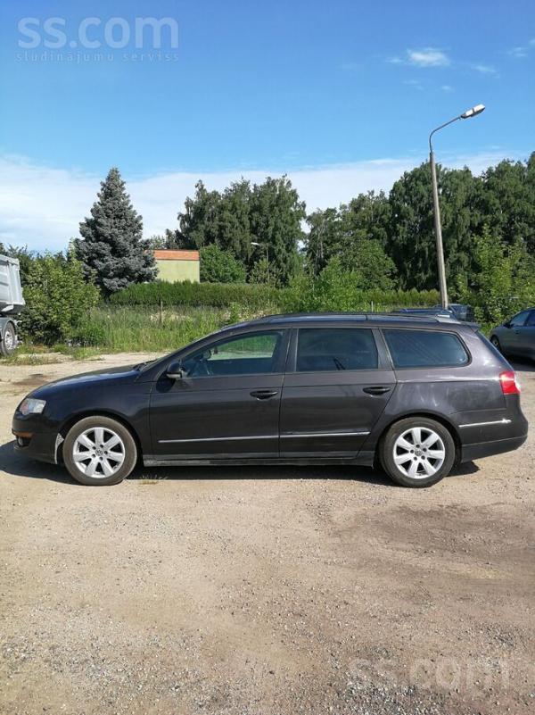 Brown Volkswagen Passat B6 2007 in Bauska, with an engine capacity of 2.00 L and mileage of 312 thousand km for 2500 €, photo 4 on AUTOMOTO.COM.LV