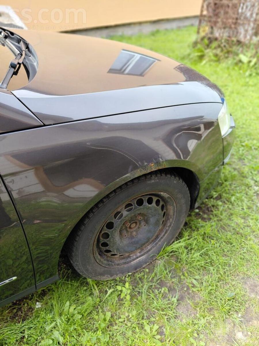 Brūns Volkswagen Passat B6 2007 Rīga, ar dzinēja tilpumu 2.00 L un nobraukumu 307 tūkst. km par 2000 €, foto 7 vietnē AUTOMOTO.COM.LV