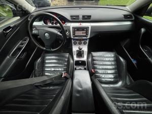 Brown Volkswagen Passat B6 2008 in Riga, with an engine capacity of 2.00 L and mileage of 366 thousand km for 1400 €, photo 9 on AUTOMOTO.COM.LV