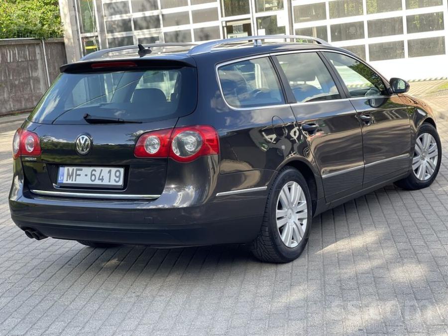 Brown Volkswagen Passat B6 2009 in Jurmala, with an engine capacity of 2.00 L and mileage of 0 thousand km for 2650 €, photo 5 on AUTOMOTO.COM.LV