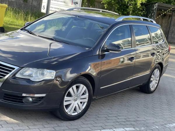 Brown Volkswagen Passat B6 2009 in Jurmala, with an engine capacity of 2.00 L and mileage of 326 thousand km for 2650 €, photo 9 on AUTOMOTO.COM.LV