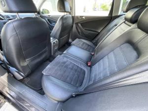 Brūns Volkswagen Passat B6 2009 Jūrmala, ar dzinēja tilpumu 2.00 L un nobraukumu 326 tūkst. km par 2650 €, foto 21 vietnē AUTOMOTO.COM.LV