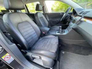 Brūns Volkswagen Passat B6 2009 Jūrmala, ar dzinēja tilpumu 2.00 L un nobraukumu 326 tūkst. km par 2650 €, foto 28 vietnē AUTOMOTO.COM.LV