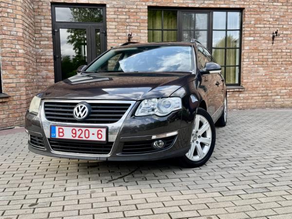 Brown Volkswagen Passat B6 2009 in Riga, with an engine capacity of 2.00 L and mileage of 371 thousand km for 1750 €, photo 1 on AUTOMOTO.COM.LV