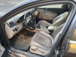 Brūns Volkswagen Passat B6 2009 Rīga, ar dzinēja tilpumu 2.00 L un nobraukumu 456 tūkst. km par 1000 €, foto 9 vietnē AUTOMOTO.COM.LV