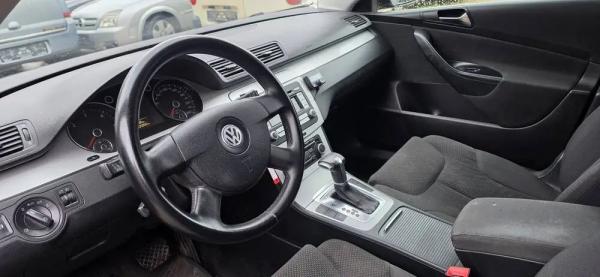 Brūns Volkswagen Passat B6 2010 Valmiera, ar dzinēja tilpumu 2.00 L un nobraukumu 336 tūkst. km par 1450 €, foto 10 vietnē AUTOMOTO.COM.LV