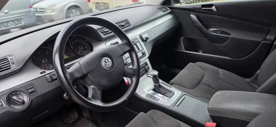 Brūns Volkswagen Passat B6 2010 Valmiera, ar dzinēja tilpumu 2.00 L un nobraukumu 336 tūkst. km par 1450 €, foto 11 vietnē AUTOMOTO.COM.LV