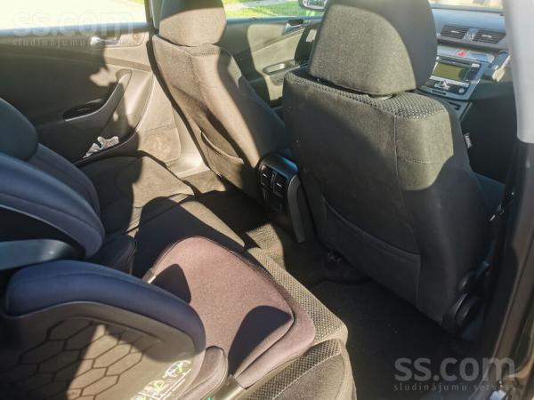 Zaļš Volkswagen Passat B6 2006 Cēsis, ar dzinēja tilpumu 2.00 L un nobraukumu 396 tūkst. km par 1400 €, foto 7 vietnē AUTOMOTO.COM.LV
