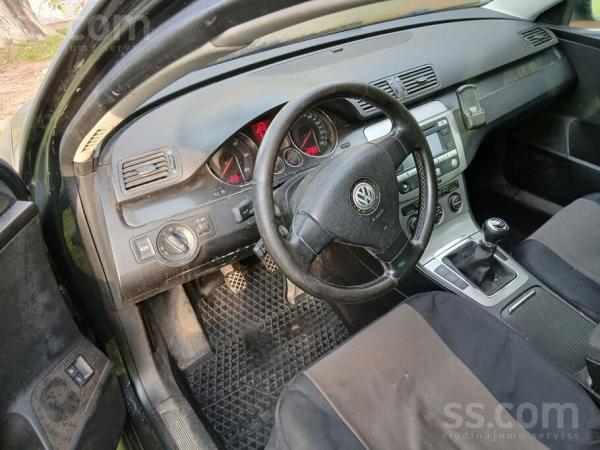 Зеленый Фольксваген Пассат Б6 2006 в Тукумс, объемом двигателя 2.00 л и пробегом 0 тыс. км за 550 €, фото 8 на AUTOMOTO.COM.LV