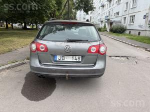 Zaļš Volkswagen Passat B6 2009 Rīga, ar dzinēja tilpumu 2.00 L un nobraukumu 400 tūkst. km par 500 €, foto  vietnē AUTOMOTO.COM.LV