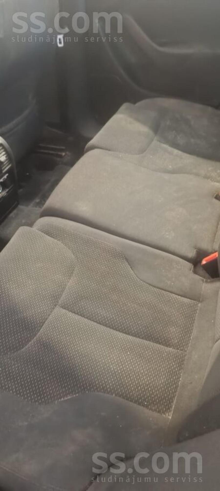 Pelēks Volkswagen Passat B6 2008 Rīga, ar dzinēja tilpumu 2.00 L un nobraukumu 370 tūkst. km par 850 €, foto 9 vietnē AUTOMOTO.COM.LV