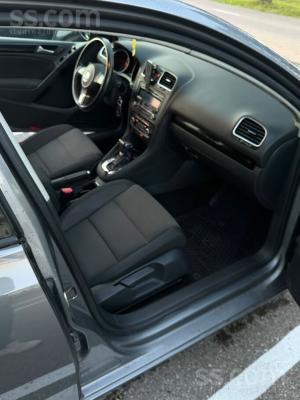 Grey Volkswagen Passat B6 2009 in Riga, with an engine capacity of 1.40 L and mileage of 255 thousand km for 3350 €, photo 3 on AUTOMOTO.COM.LV