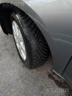 Grey Volkswagen Passat B6 2009 in Riga, with an engine capacity of 1.40 L and mileage of 255 thousand km for 3350 €, photo 5 on AUTOMOTO.COM.LV