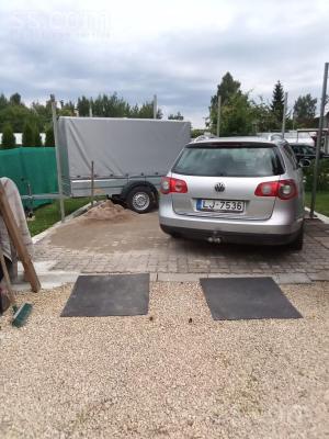 Pelēks Volkswagen Passat B6 2007 Rīga, ar dzinēja tilpumu 2.00 L un nobraukumu 250 tūkst. km par 1650 €, foto  vietnē AUTOMOTO.COM.LV