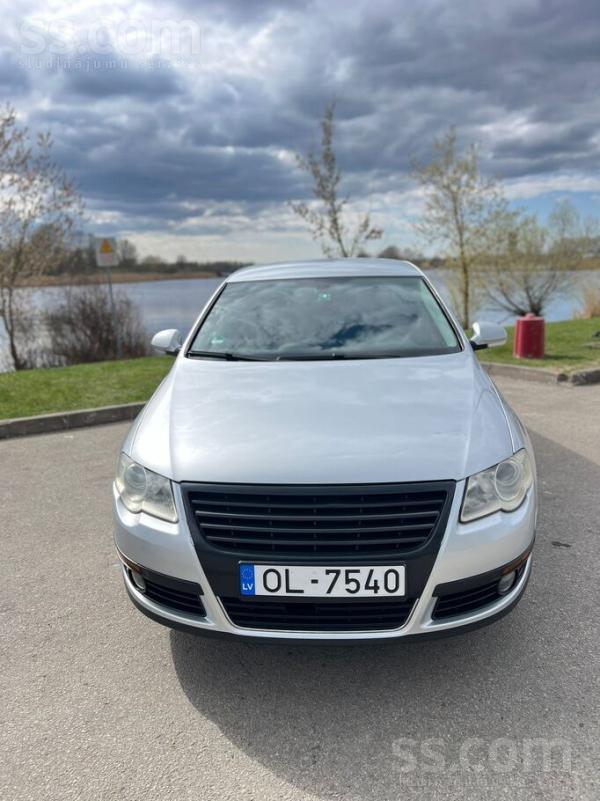 Pelēks Volkswagen Passat B6 2005 Rīga, ar dzinēja tilpumu 1.60 L un nobraukumu 159 tūkst. km par 3900 €, foto 2 vietnē AUTOMOTO.COM.LV