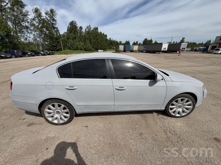 Серый Фольксваген Пассат Б6 2005 в Резекне, объемом двигателя 2.00 л и пробегом 278 тыс. км за 1150 €, фото 3 на AUTOMOTO.COM.LV