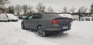 Pelēks Volkswagen Passat B6 2005 Valmiera, ar dzinēja tilpumu 1.90 L un nobraukumu 390 tūkst. km par 2200 €, foto 6 vietnē AUTOMOTO.COM.LV