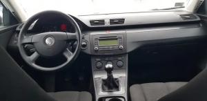 Pelēks Volkswagen Passat B6 2005 Valmiera, ar dzinēja tilpumu 1.90 L un nobraukumu 390 tūkst. km par 2200 €, foto 10 vietnē AUTOMOTO.COM.LV