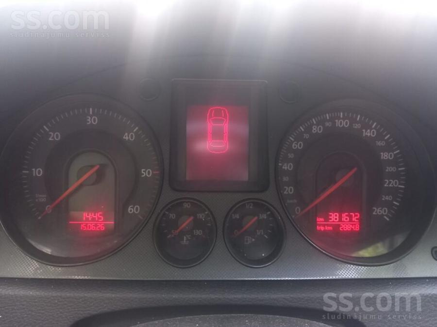 Pelēks Volkswagen Passat B6 2005 Dobele, ar dzinēja tilpumu 2.00 L un nobraukumu 382 tūkst. km par 1400 €, foto 7 vietnē AUTOMOTO.COM.LV