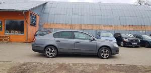 Pelēks Volkswagen Passat B6 2005 Valmiera, ar dzinēja tilpumu 2.00 L un nobraukumu 357 tūkst. km par 1650 €, foto 3 vietnē AUTOMOTO.COM.LV