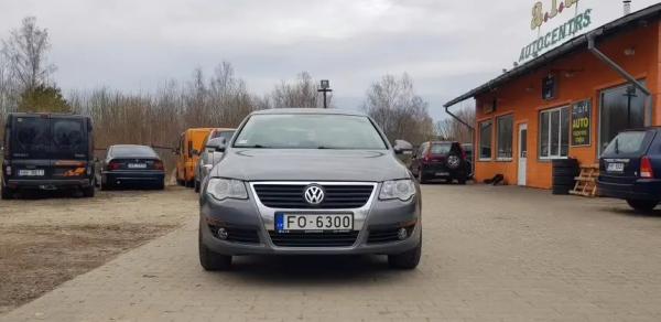 Grey Volkswagen Passat B6 2005 in Valmiera, with an engine capacity of 2.00 L and mileage of 357 thousand km for 1650 €, photo 8 on AUTOMOTO.COM.LV