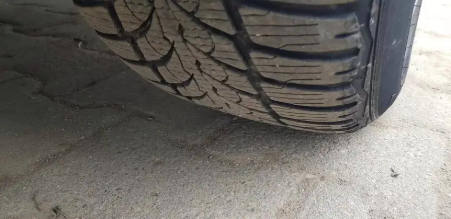 Pelēks Volkswagen Passat B6 2005 Valmiera, ar dzinēja tilpumu 2.00 L un nobraukumu 357 tūkst. km par 1650 €, foto 11 vietnē AUTOMOTO.COM.LV