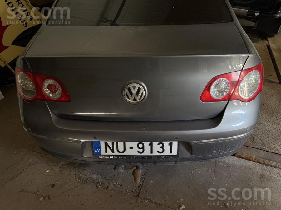 Pelēks Volkswagen Passat B6 2005 Talsi, ar dzinēja tilpumu 2.00 L un nobraukumu 335 tūkst. km par 900 €, foto 4 vietnē AUTOMOTO.COM.LV