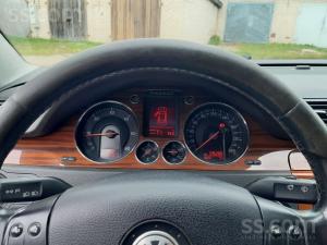 Pelēks Volkswagen Passat B6 2005 Saldus, ar dzinēja tilpumu 2.00 L un nobraukumu 336 tūkst. km par 1550 €, foto 13 vietnē AUTOMOTO.COM.LV